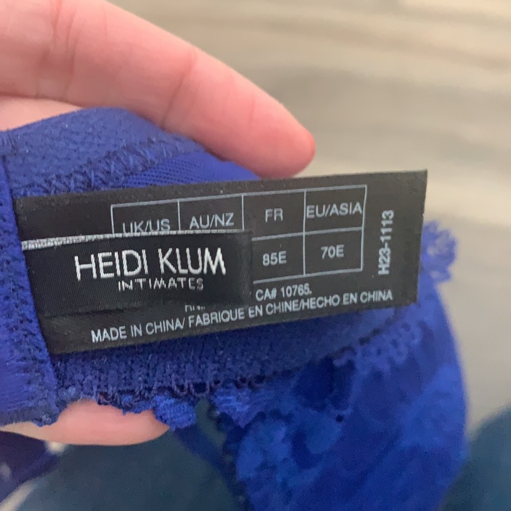 New Heidi Klum Intimates Blue Lace Bra - Gem